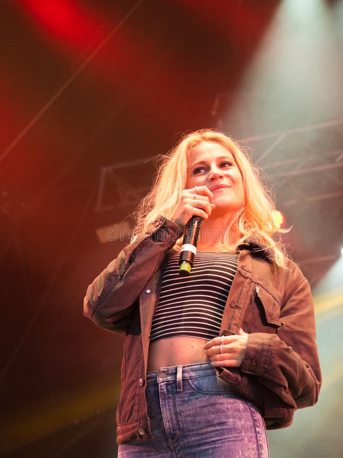 Pixie Lott editorial photo. Image of pixie, lott, singer - 44193326