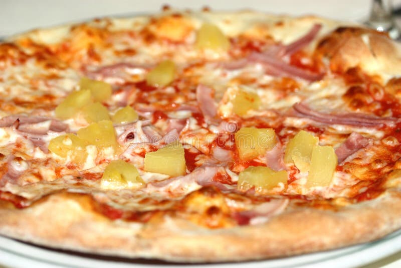 5,392 Pizza Hawaiana Fotos de stock - Fotos libres de regalías de ...