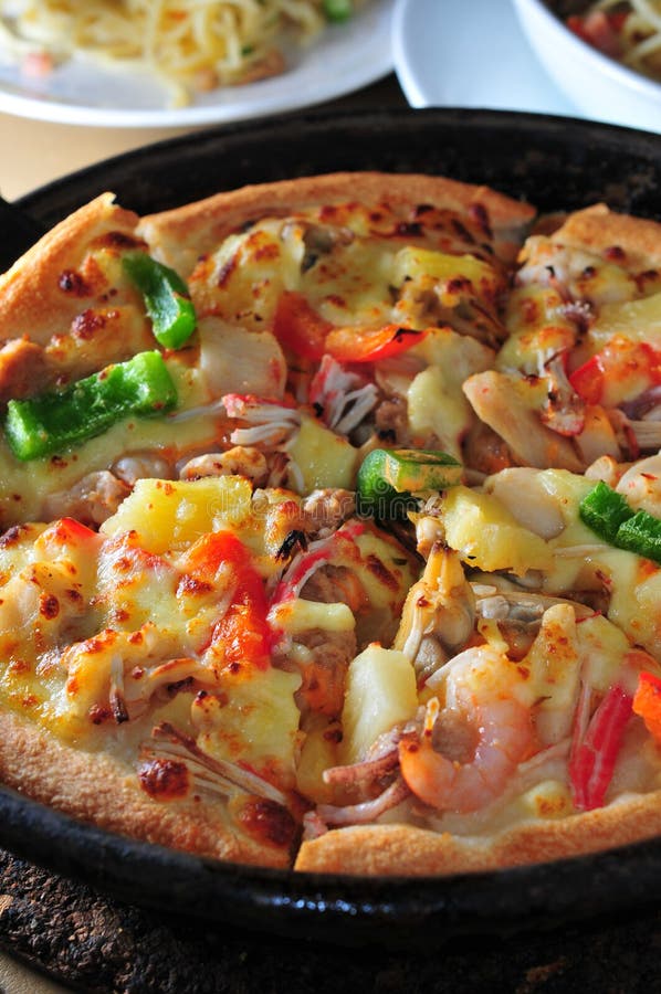 Pizza pie stock image. Image of pepper, hotpan, slice - 34661153