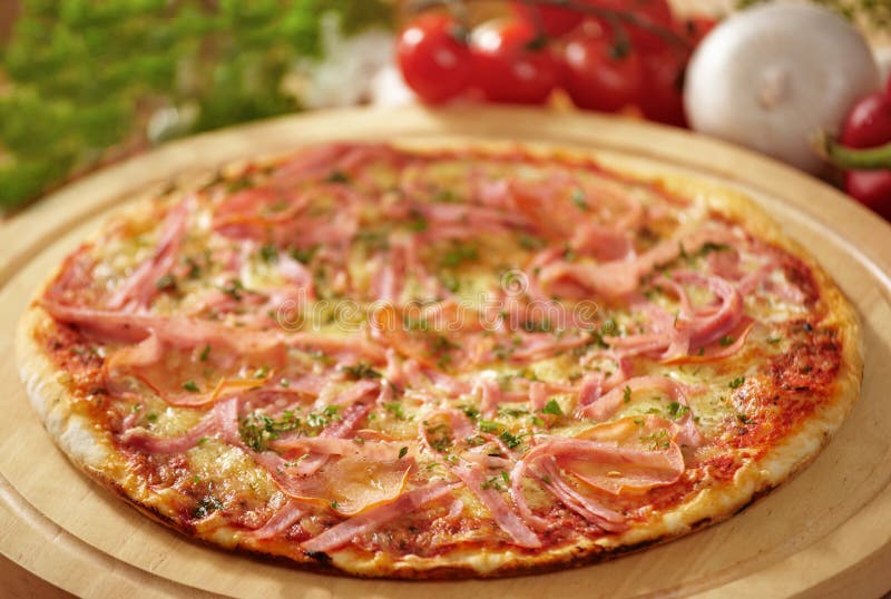 Pizza sabrosa fresca imagen de archivo. Imagen de fresco - 24890585