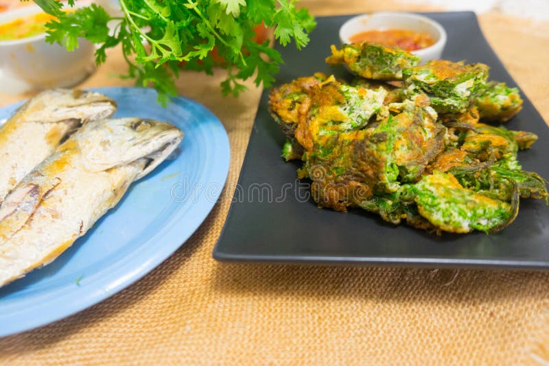 Pla De Kapi De Prik De Nam D'omelette De Pennata D'acacia Aussi Photo ...