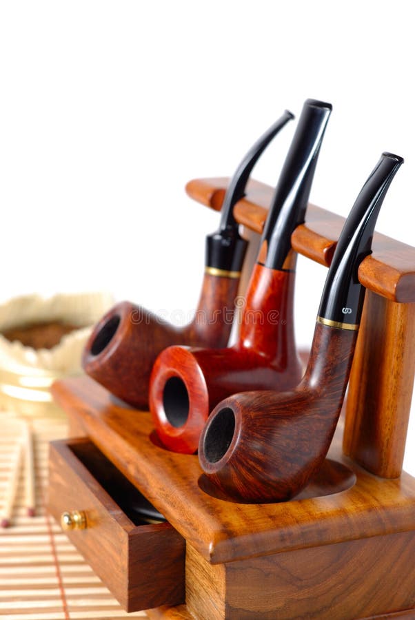 De Uitstekende Pijp Van Het Graan Stock Foto - Image of rook, lippen ...