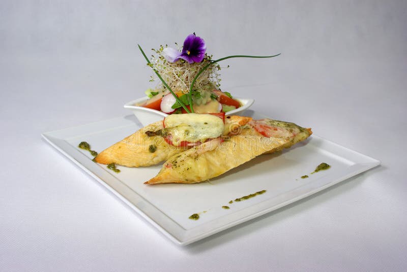 Placa De La Comida De Cena Fina Imagen de archivo - Imagen de fino ...