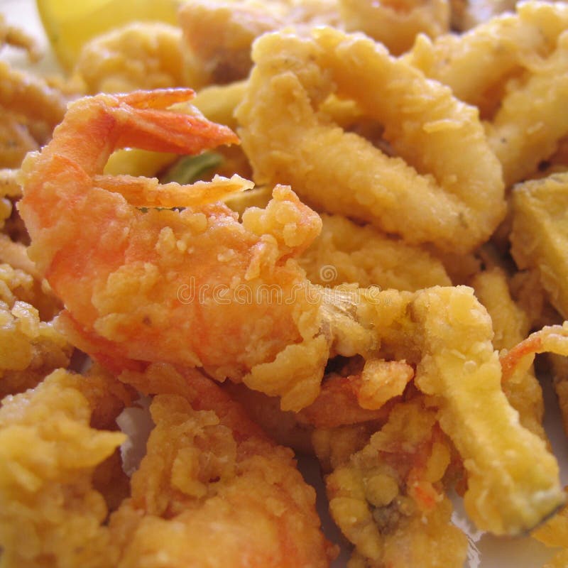 Placa Frita De Los Mariscos Imagen de archivo - Imagen de cena, calamar ...