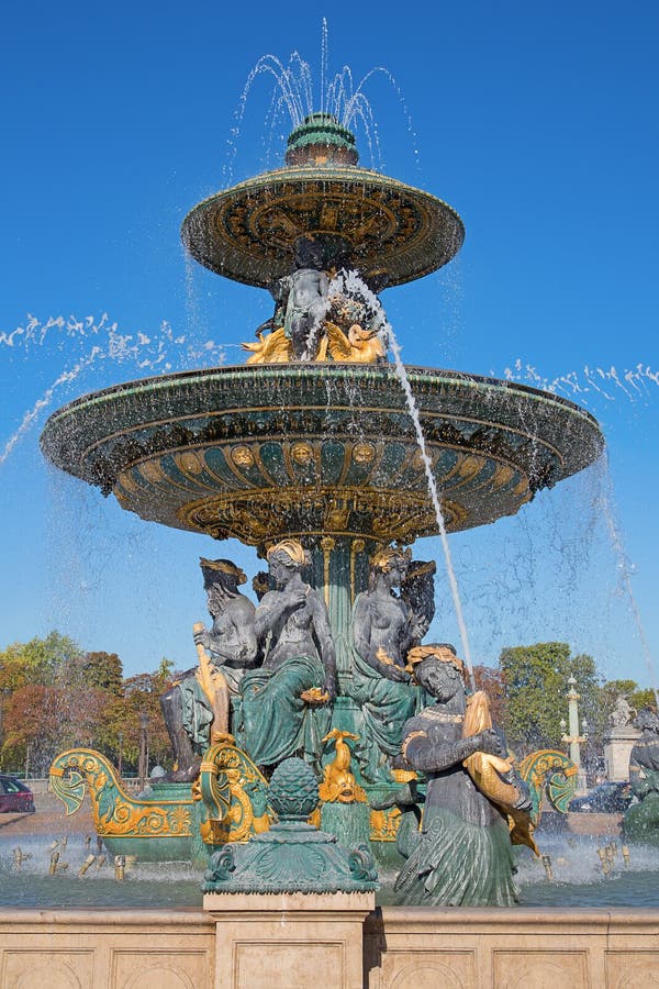 Place de la Concorde stock image. Image of bronze, ancient - 70734883