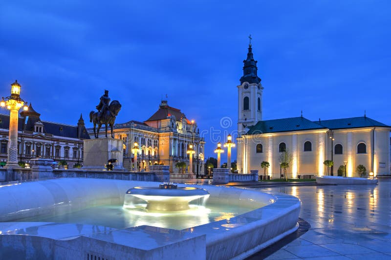 Place Des Syndicats Dans Oradea, Roumanie Photo stock - Image du bleu ...