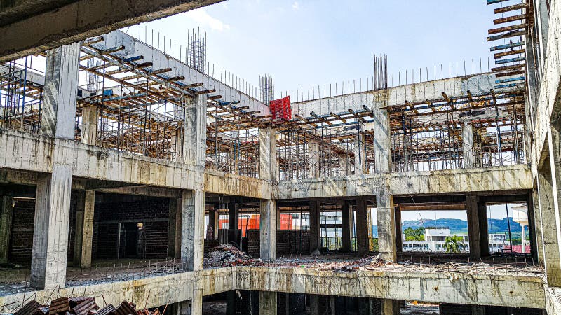 Placement of Scaffolding To Support Columns and Beams To Strengthen the ...