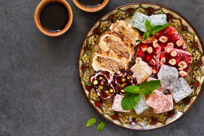 Placer Turco Dulces Turcos Tradicionales Loukum Y Café Imagen de ...