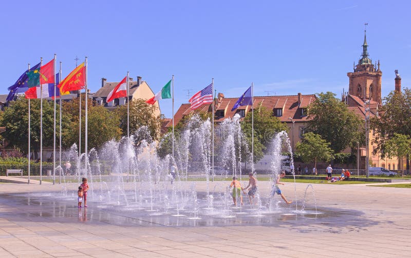 Placez La Place De Rapp à Colmar Photo éditorial - Image of tour ...