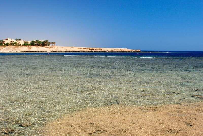 Plage De Marsa Alam En Egypte Photo stock - Image du vacances, sable ...