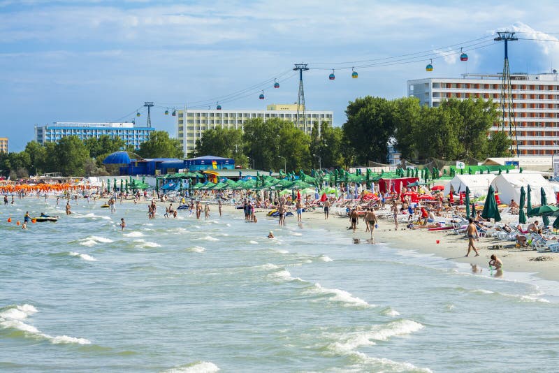 Littoral Et Plage De La Roumanie La Mer Noire Chez Mamaia, Ville De ...