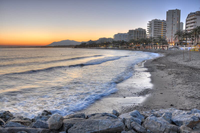 Plage De Marbella, Costa Del Sol, Espagne Photo stock - Image du beau ...
