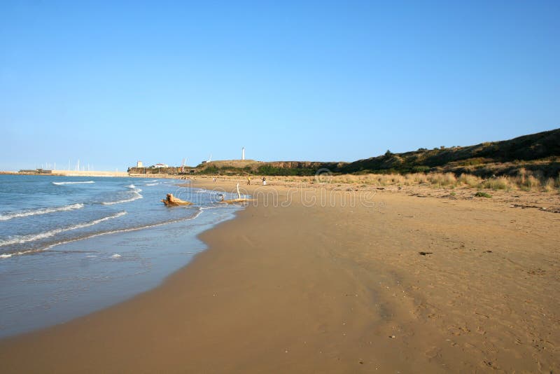 Plage De Punta Penna, Vasto, Abruzzo, Italie Photo stock - Image du ...
