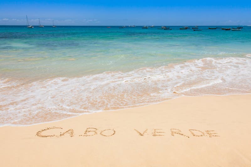Plage De Santa Maria Dans Le Sel Cap Vert - Cabo Verde Image stock ...