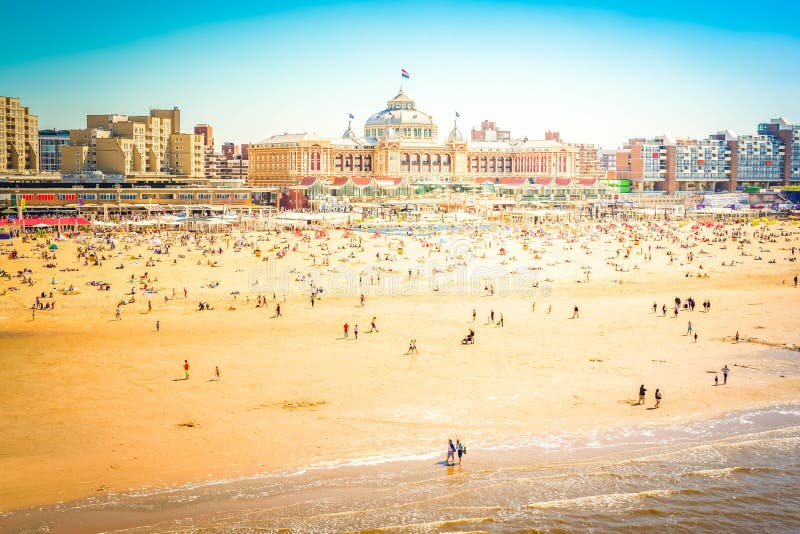 Plage De Scheveningen, La Haye Photo stock - Image du sable, course ...