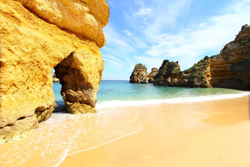 Plage Rocheuse, Lagos, Portugal Photo stock - Image du été, sports ...