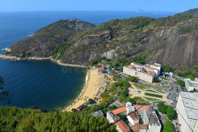 Plage rouge image stock. Image du climat, océan, destinations - 26834069