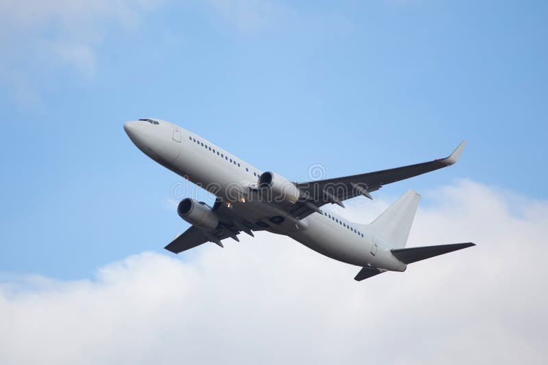 Passenger Airplane Starting in the Evening Sun Stock Image - Image of summer, cloudscape: 113184529