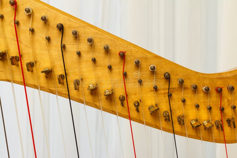 Levier En Gros Plan Et Ficelles D'harpe Celtique Photo stock - Image du ...