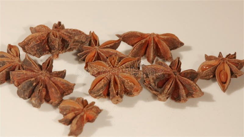 Plan Rapproché Des épices De Saveur D'anis Clips Vidéos - Vidéo du ...