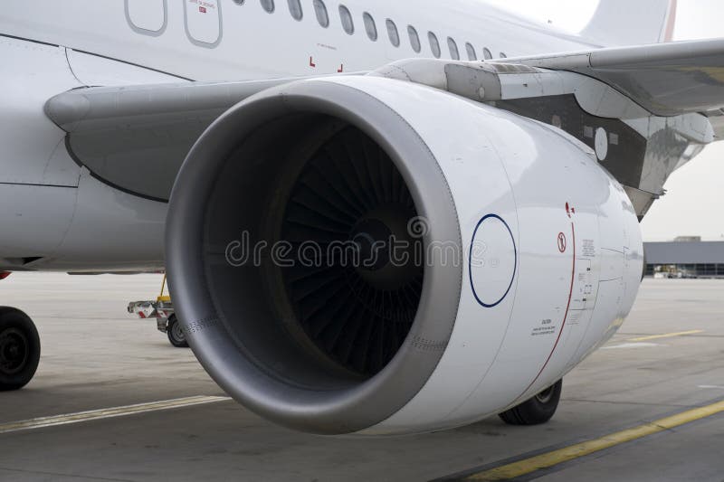 Airbus A340 engine editorial stock photo. Image of alltitude - 15157123