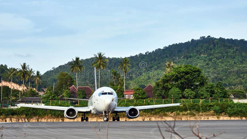 Plane on airstrip stock image. Image of aviation, runway - 92496999
