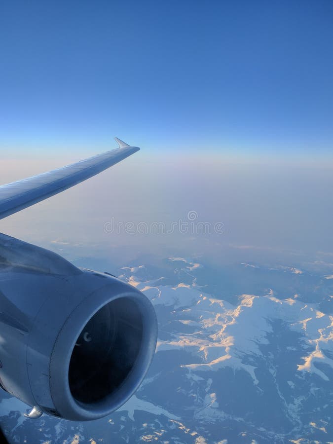 Plane engine, in flight stock photo. Image of metal, travel - 89189830
