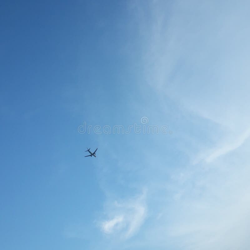 Plane fly high in the sky, Plane fly high in the