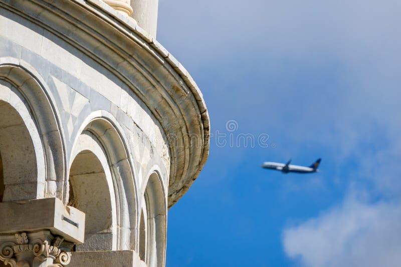 Plane Flying Behind the Leaning Tower of Pisa Editorial Stock Photo ...