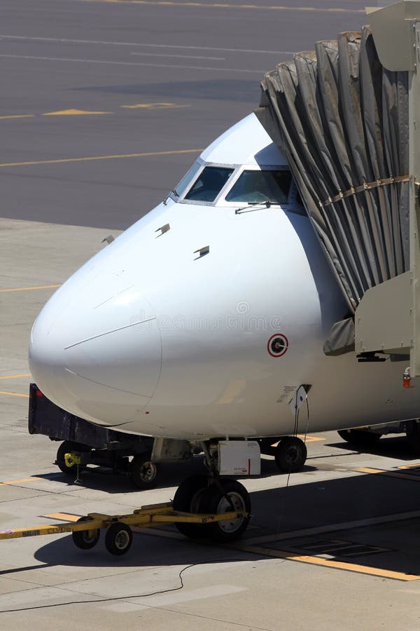 Plane at gate stock image. Image of airfield, airliner - 35989455