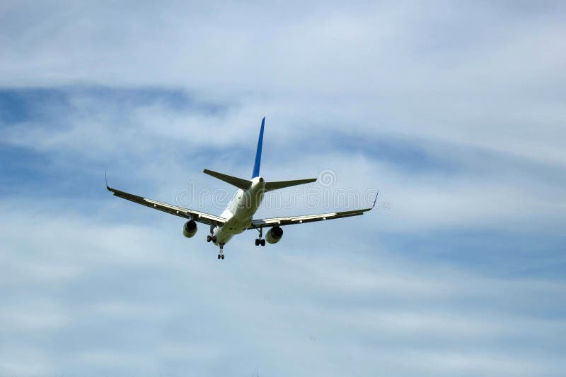 The plane is landing stock photo. Image of landing, transport - 116877896