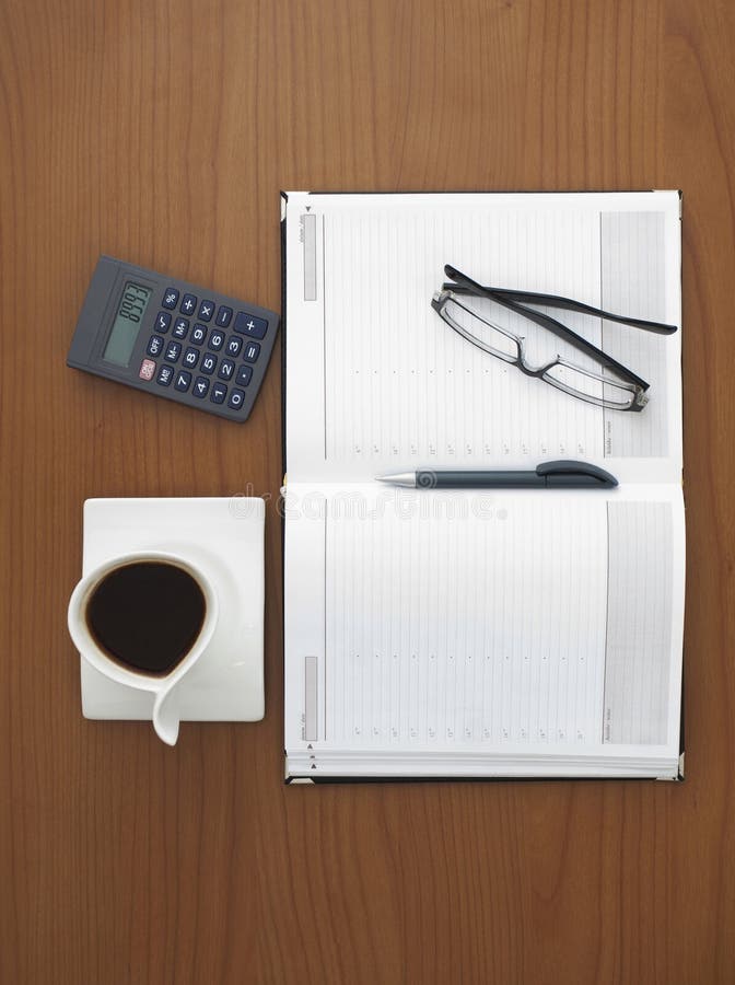 Planification Dans Le Bureau Photo stock - Image of blanc, support ...