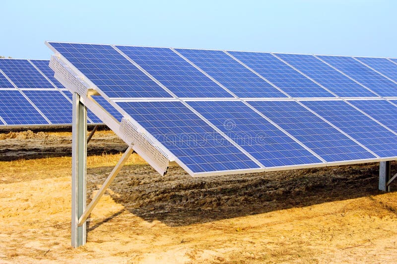 Planta solar no campo foto de stock. Imagem de potência - 18613564