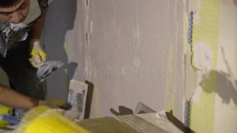 Plastering Mortar Machine. Automatic Plaster. Repairing or Renovating ...