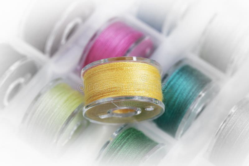 Plastic Bobbins for a Sewing Machine with Multi-colored Threads in ...