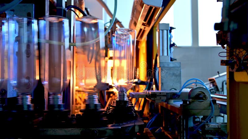 Video: Plastic bottle making, Plastic bottle process making factory ...