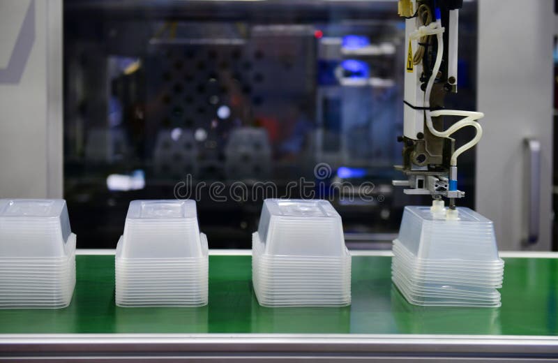 Plastic Boxs Transfer on Automated Conveyor Systems Industrial ...