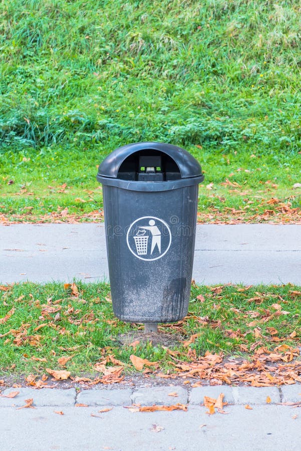 Plastic dust bin stock image. Image of dust, ecological - 35759121