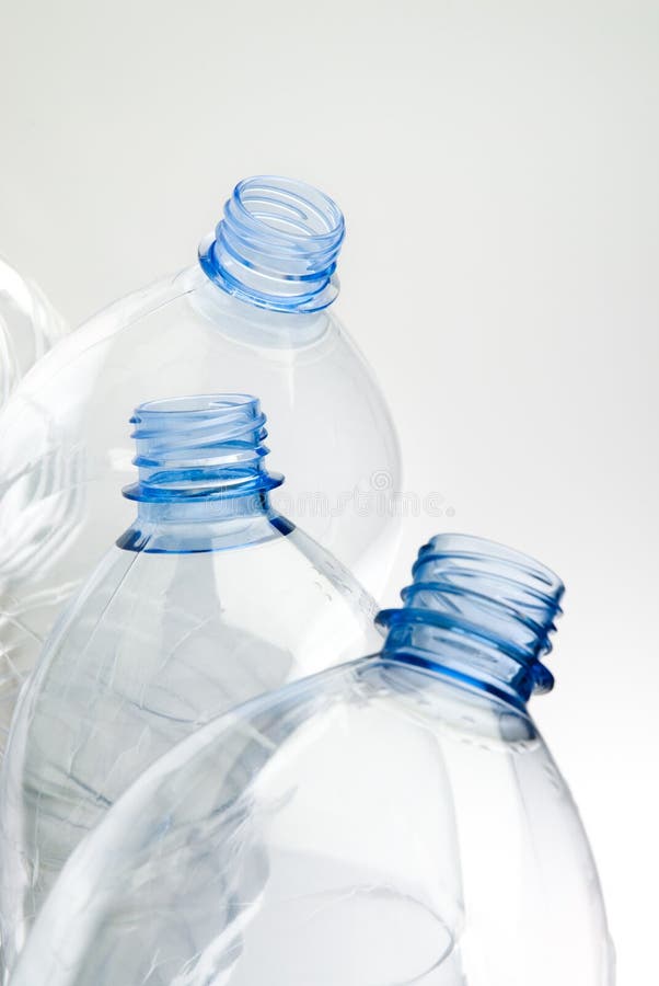 Plastic Fles. Lege Plastic Flessen Stock Afbeelding - Image of middelen ...