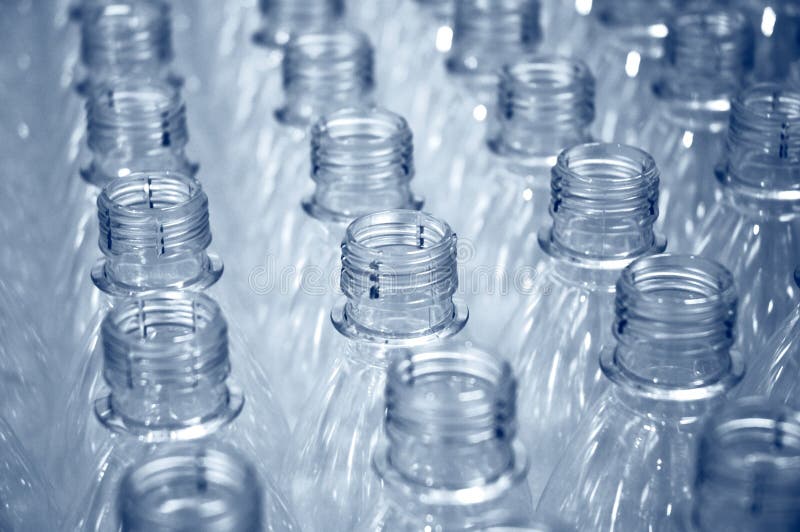 Plastic Fles. Lege Plastic Flessen Stock Afbeelding - Image of middelen ...