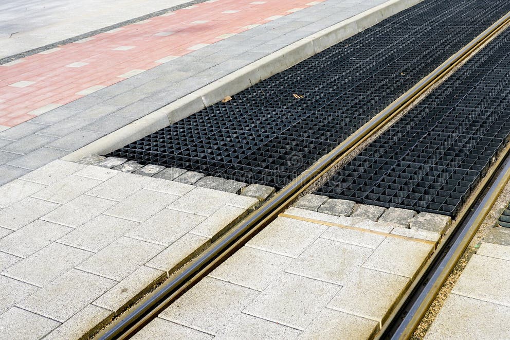 Plastic Grids Using for Ground Protection and Reinforcement Solution ...