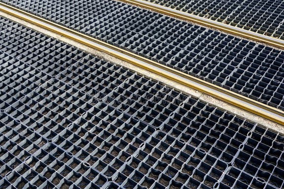Plastic Grids Using for Ground Protection and Reinforcement Solution ...