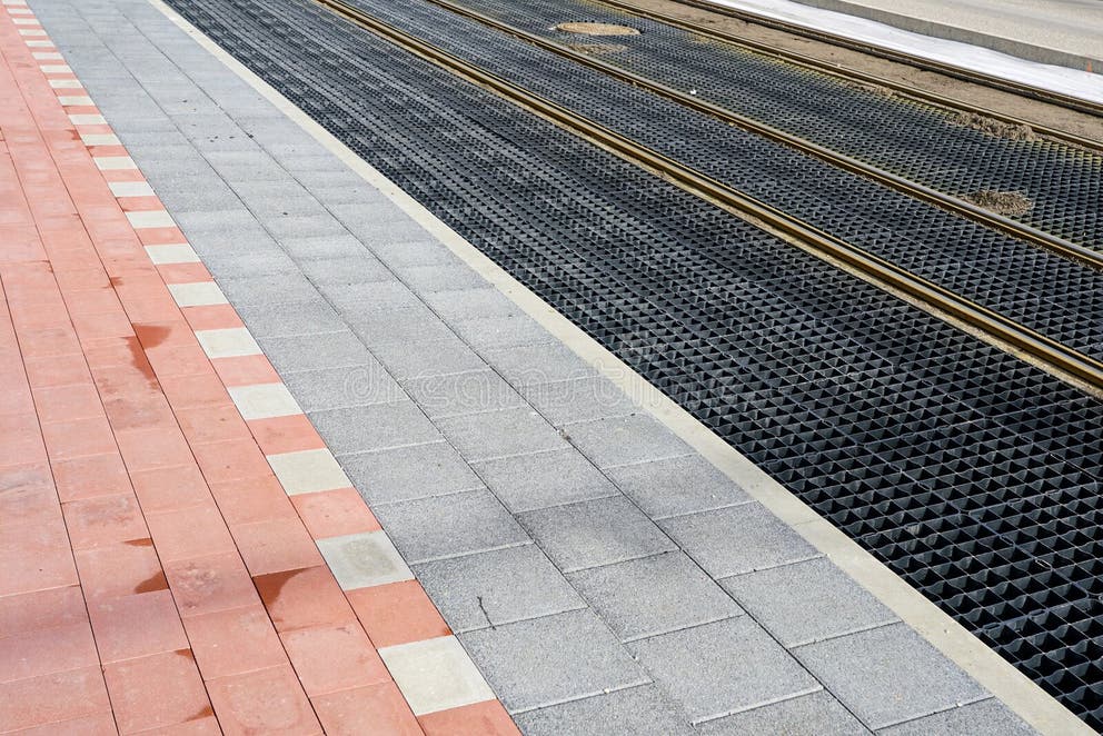 Plastic Grids Using for Ground Protection and Reinforcement Solution ...