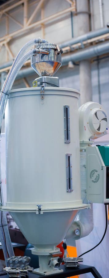 Plastic Hopper Dryer for Industrial Plastic Injection Machine Stock ...