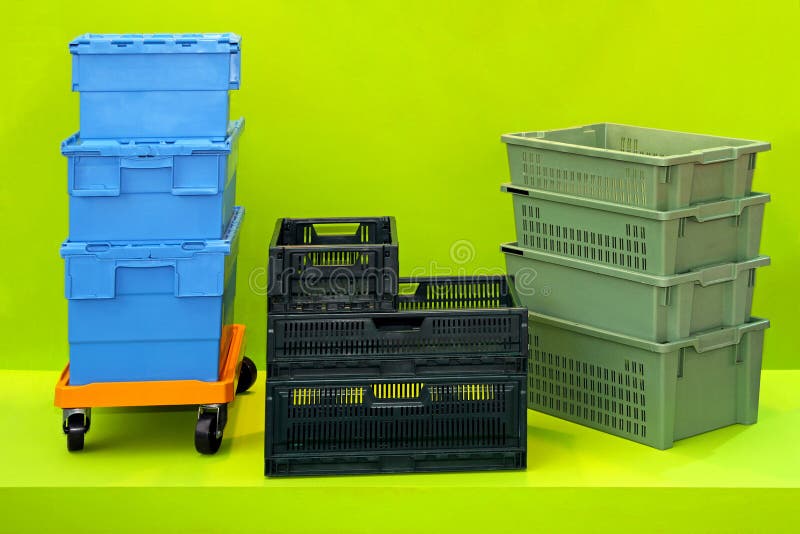 De Krattenpallet Van De Kleur Stock Foto - Image of lading, apparatuur ...