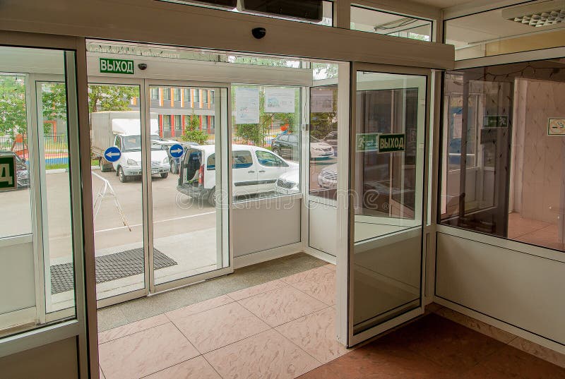 Plastic Sliding Doors, Exit. Sliding Doors.Modern Designs of the ...