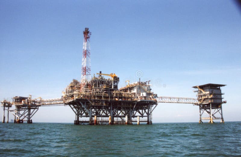 Plataforma Petrolífera Do Golfo Imagem de Stock - Imagem de perfurar ...