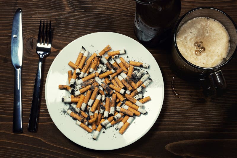 Plate With Cigarettes Stubs Stock Photo - Image of cigarette, garbage ...