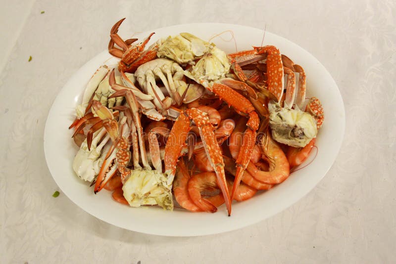 Plate of Crab stock photo. Image of seafood, food, eating - 7214116