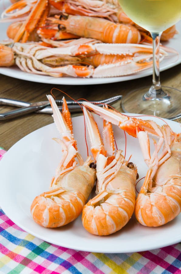 Plate of crayfish stock image. Image of restaurant, food - 37494897